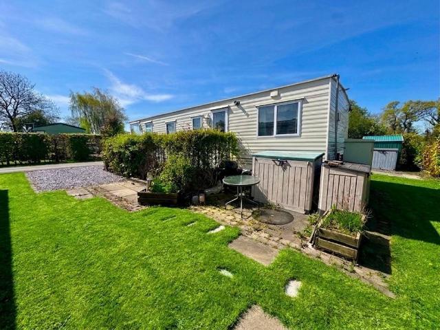 2 bedroom caravan for sale