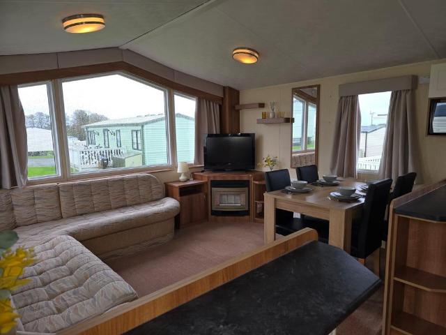 2 bedroom caravan for sale