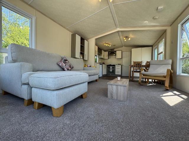 2 bedroom caravan for sale