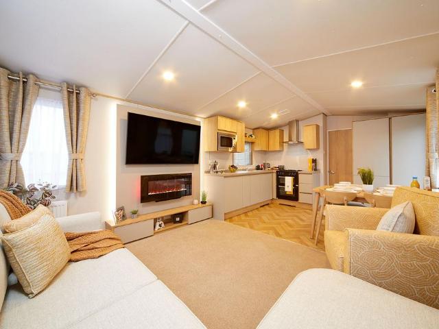 2 bedroom caravan for sale