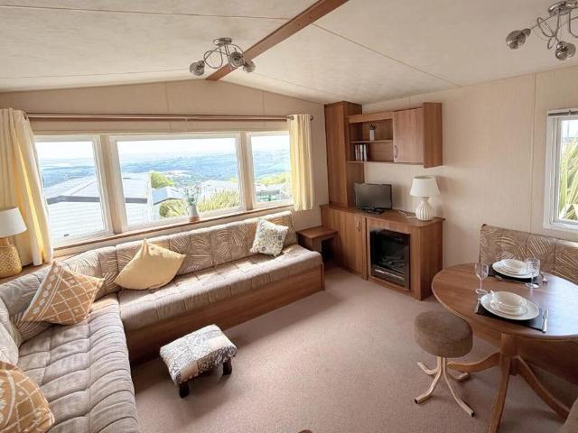 2 bedroom caravan for sale