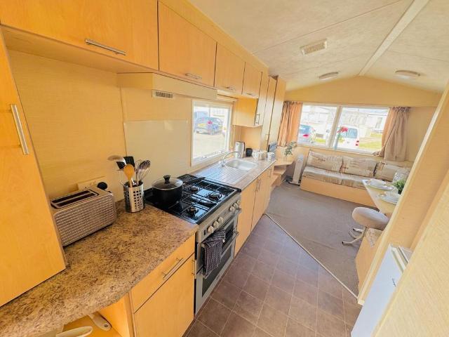2 bedroom caravan for sale