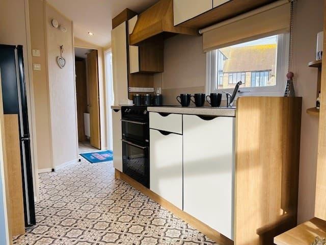 2 bedroom caravan for sale