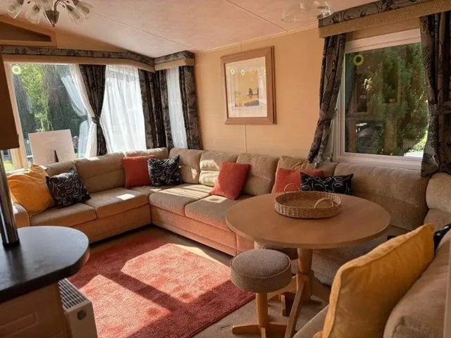 2 bedroom caravan for sale