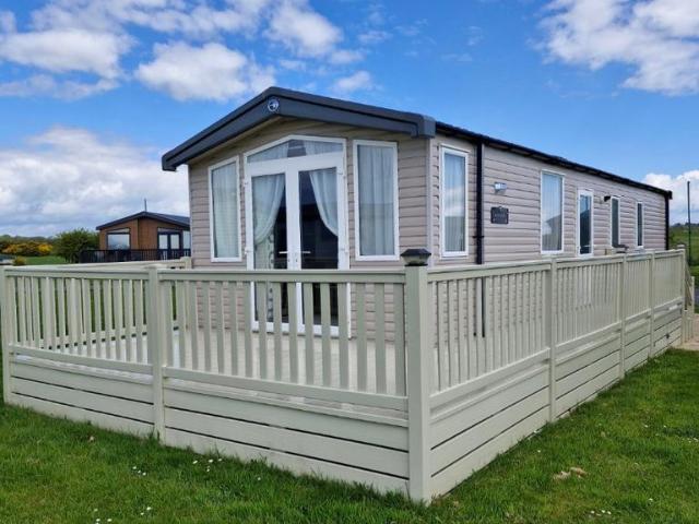 2 bedroom caravan for sale
