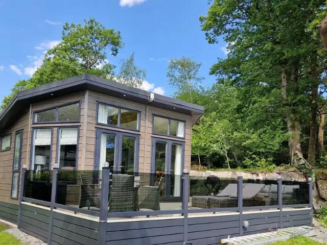 2 bedroom caravan for sale
