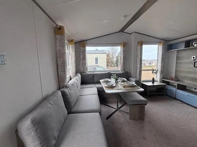 2 bedroom caravan for sale