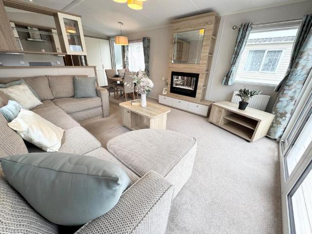 2 bedroom caravan for sale