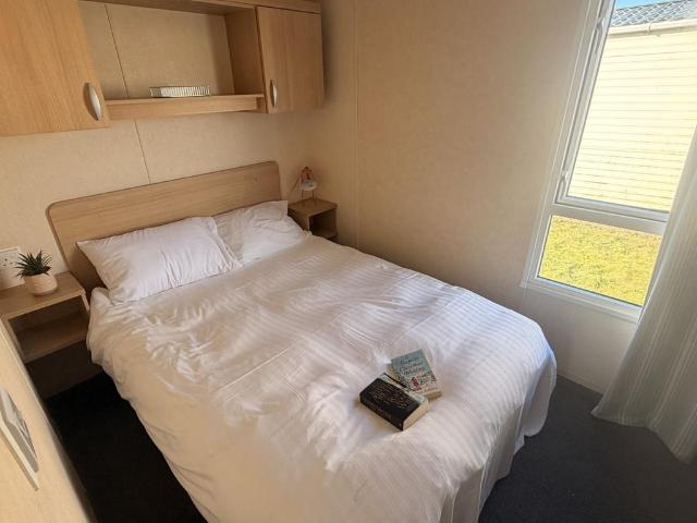 2 bedroom caravan for sale