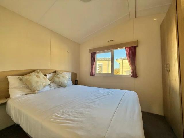 2 bedroom caravan for sale
