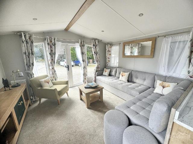 2 bedroom caravan for sale