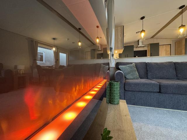 2 bedroom caravan for sale