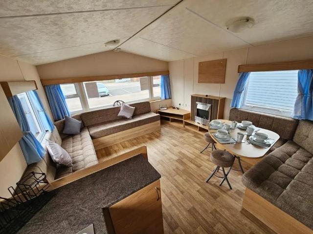 2 bedroom caravan for sale