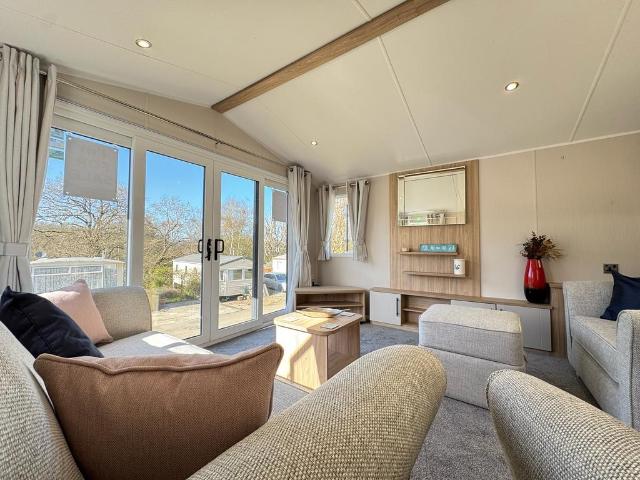 2 bedroom caravan for sale