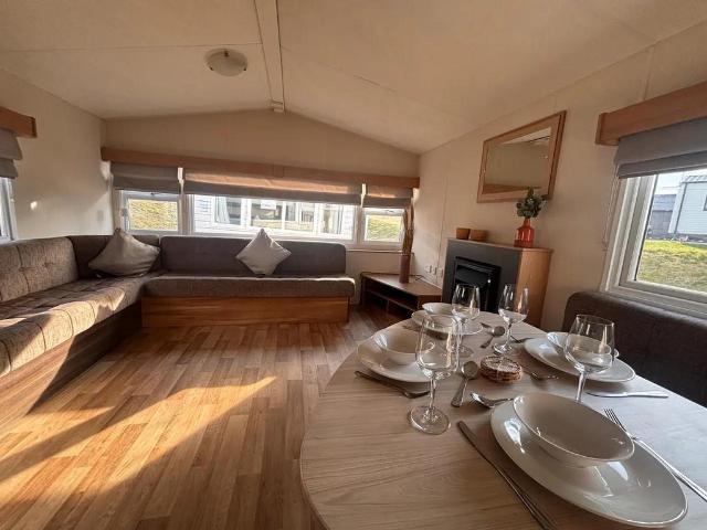 2 bedroom caravan for sale