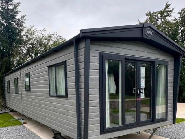 2 bedroom caravan for sale