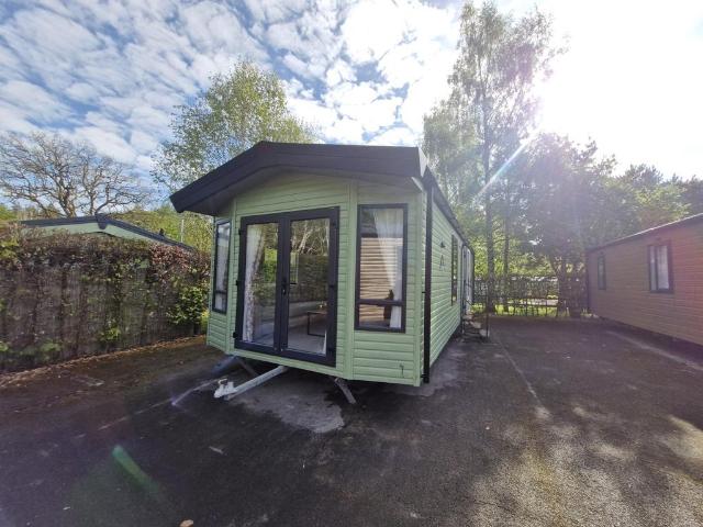 2 bedroom caravan for sale