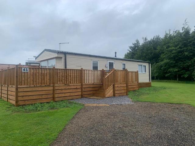 2 bedroom caravan for sale