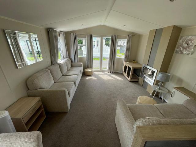 2 bedroom caravan for sale