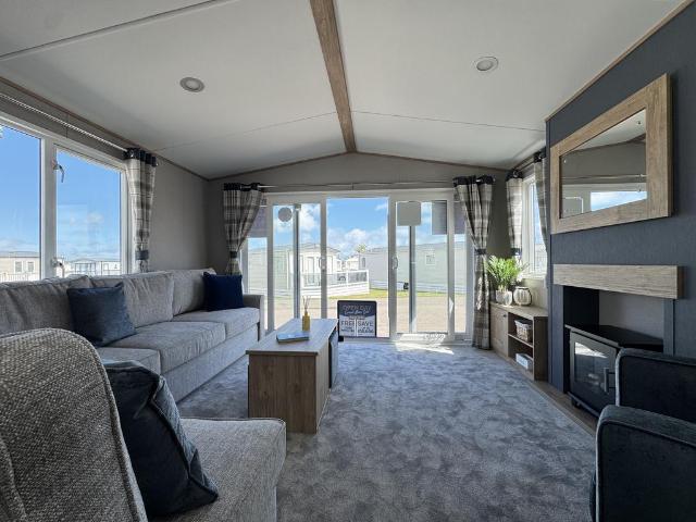 2 bedroom caravan for sale