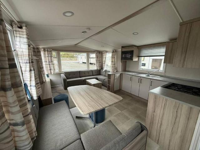 2 bedroom caravan for sale