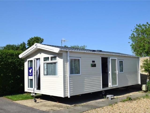 2 bedroom caravan for sale