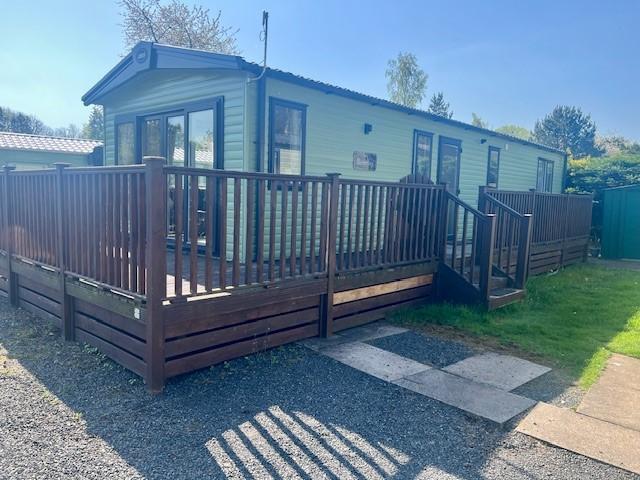 2 bedroom caravan for sale