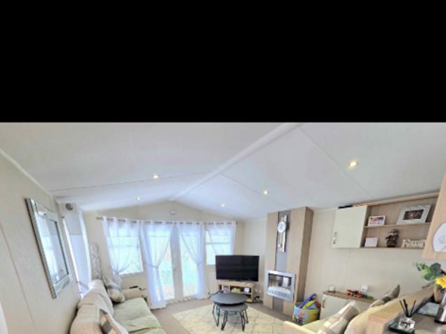 2 bedroom caravan for sale