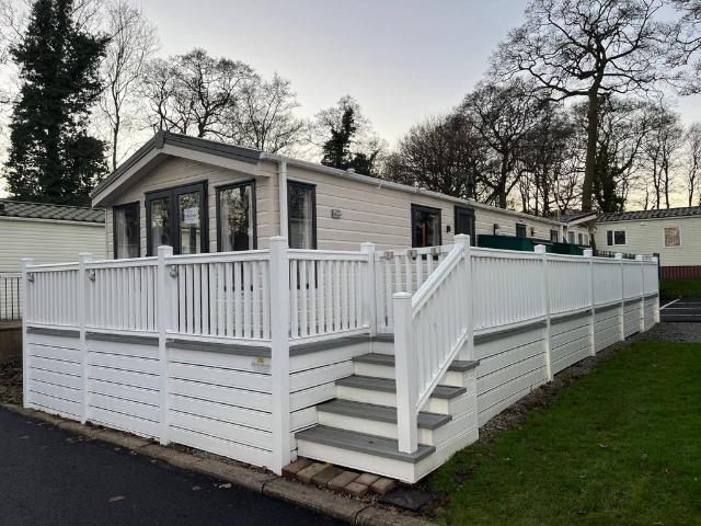 2 bedroom caravan for sale