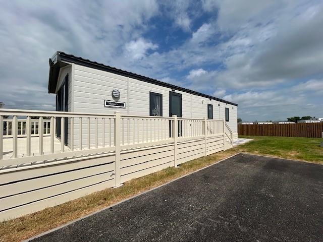 2 bedroom caravan for sale