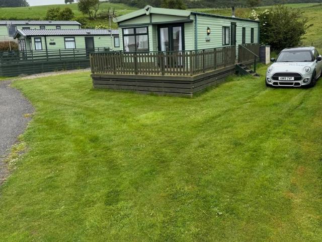2 bedroom caravan for sale