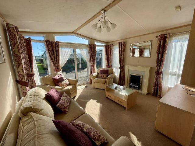 2 bedroom caravan for sale
