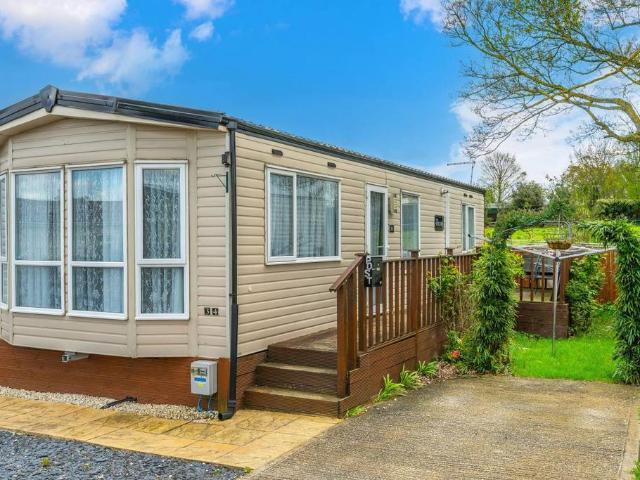 2 bedroom caravan for sale
