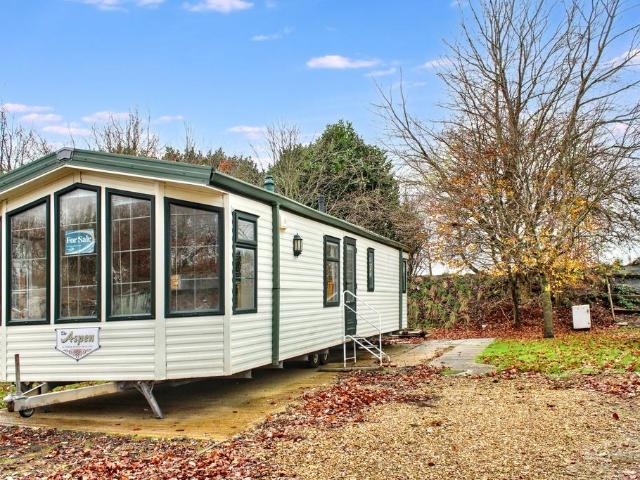 2 bedroom caravan for sale