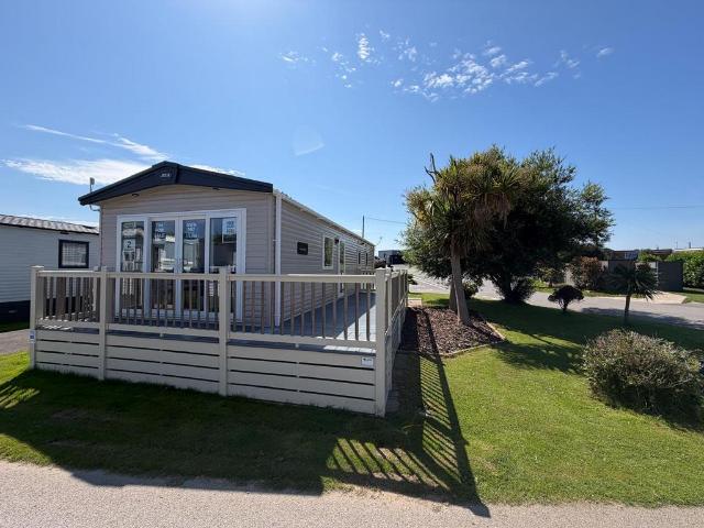 2 bedroom caravan for sale