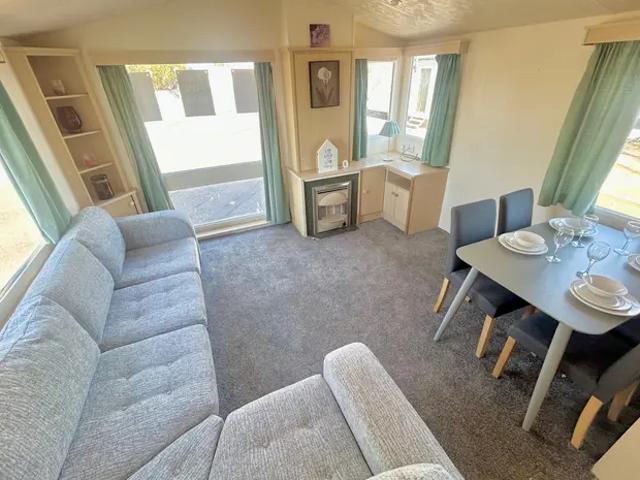 2 bedroom caravan for sale