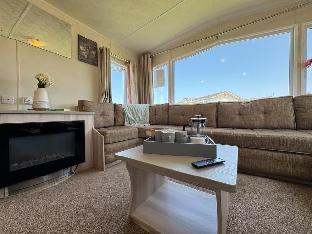 2 bedroom caravan for sale