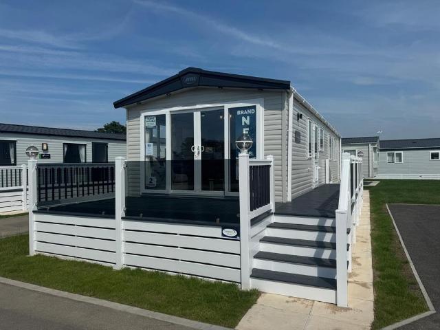 2 bedroom caravan for sale