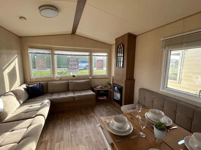 2 bedroom caravan for sale