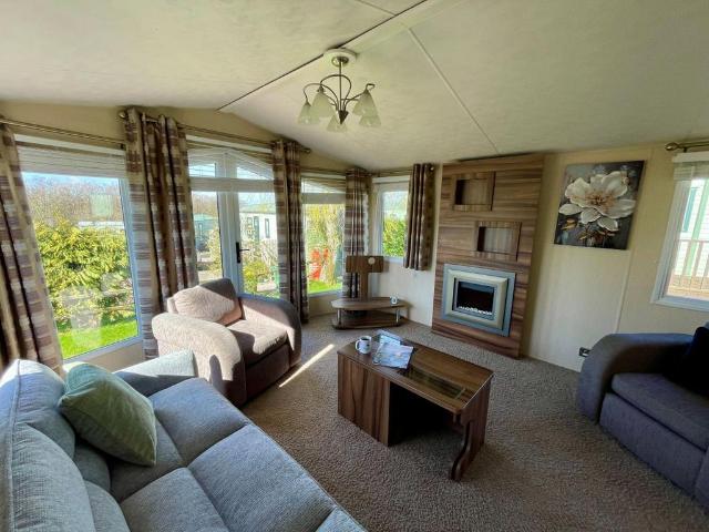 2 bedroom caravan for sale