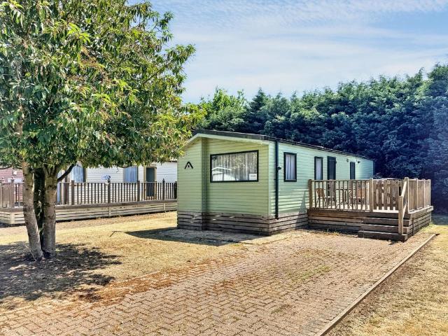 2 bedroom caravan for sale