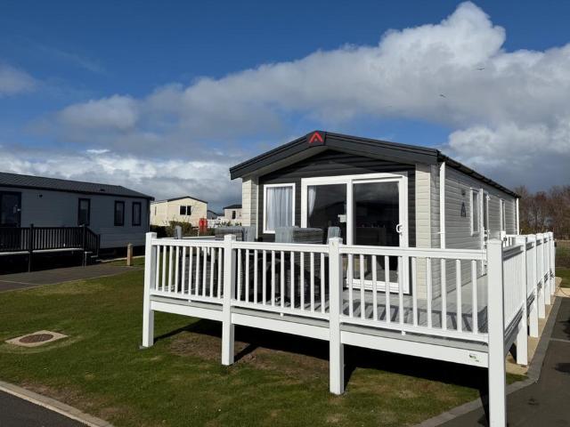 2 bedroom caravan for sale