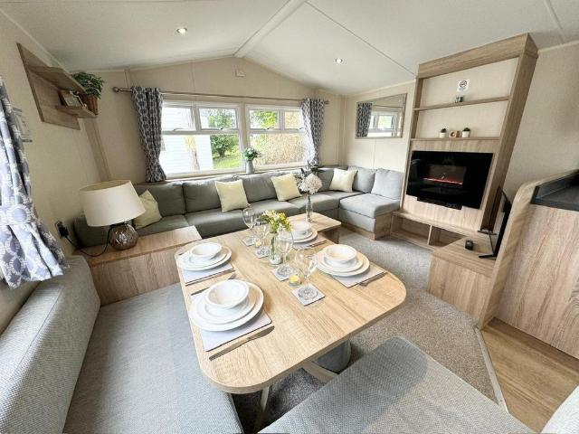 2 bedroom caravan for sale
