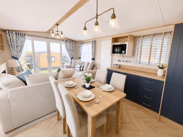 2 bedroom caravan for sale