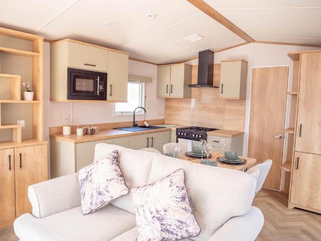 2 bedroom caravan for sale
