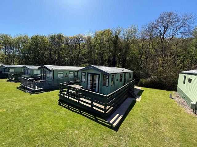 2 bedroom caravan for sale