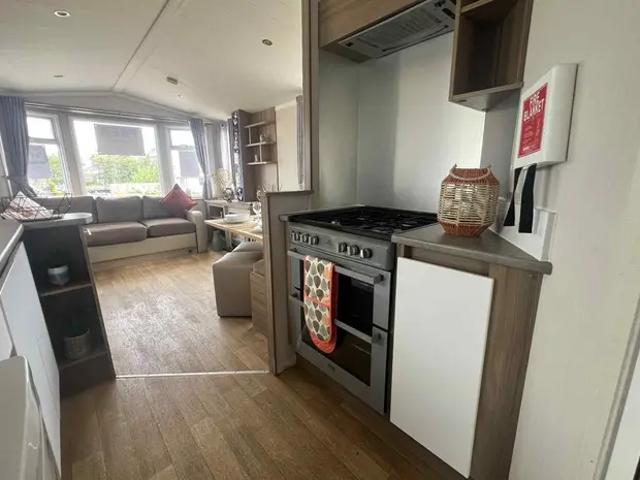 2 bedroom caravan for sale