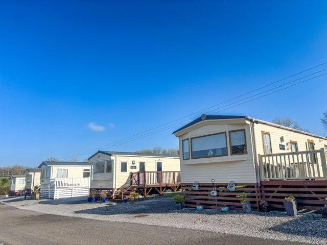2 bedroom caravan for sale