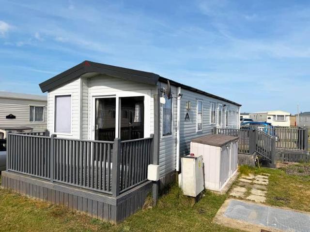 2 bedroom caravan for sale