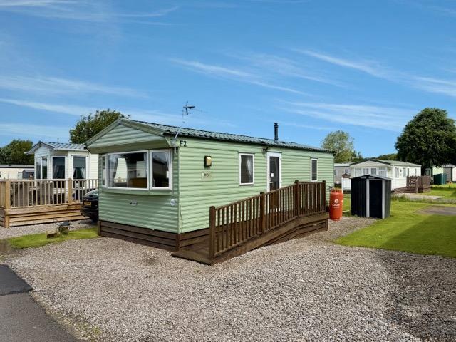 2 bedroom caravan for sale